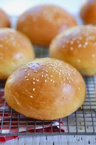 Essential Blends Colourful Burger Buns For Bakery Packaging Size 6pc