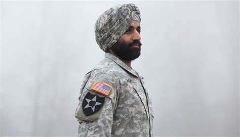 Capt Simratpal Singh Becomes First Ever Sikh To Serve Us Army With
