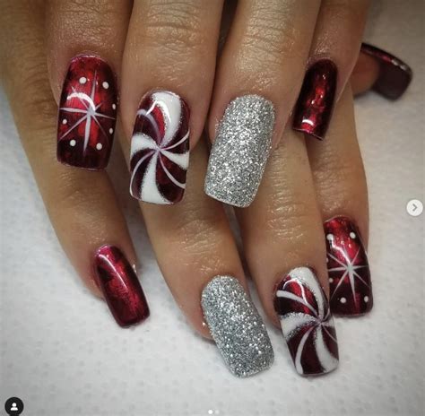 30 Sweet Peppermint Swirl Nails Design Ideas