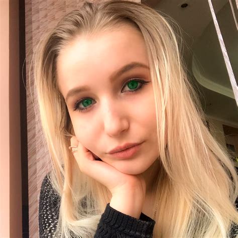 Stacystarando Linktree