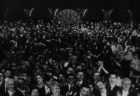 Buster Keaton Audience  By Maudit Find And Share On Giphy