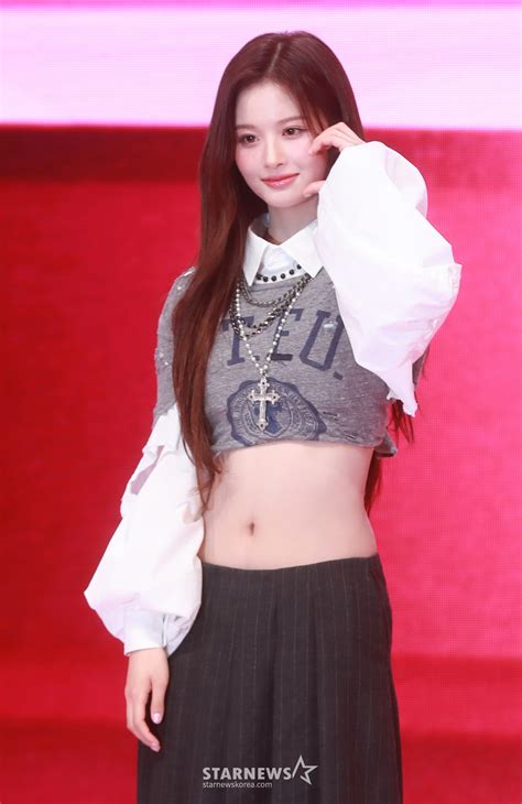 엔믹스 설윤 사랑스런 볼하트[★포토]