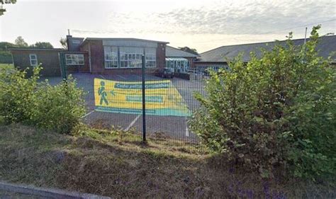Scarlet Fever Outbreak At School Sees Two Pupils Hospitalised Express