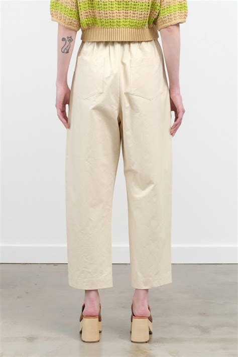 7115 By Szeki Signature Curve Legged Trouser In Off White Cedar And Hyde Mercantile