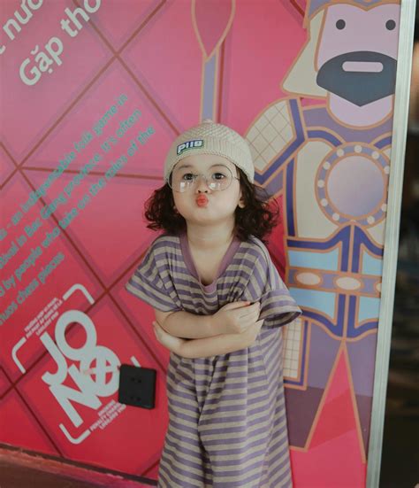 Glasses Facing Forwards Portrait Photos Download The Best Free Glasses