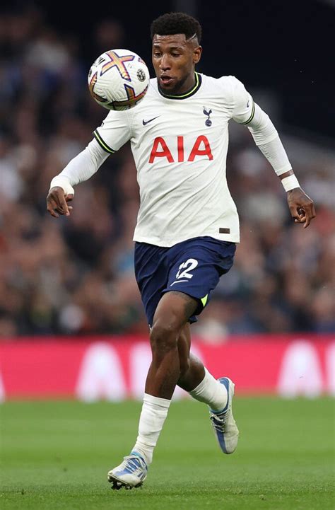 Emerson Royal Spurs Mans Attempt At Pass Vs Sporting Was Painful To Watch