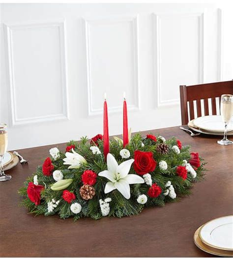 Christmas Sleigh With Fresh Evergreens Houston Tx Florist Centro