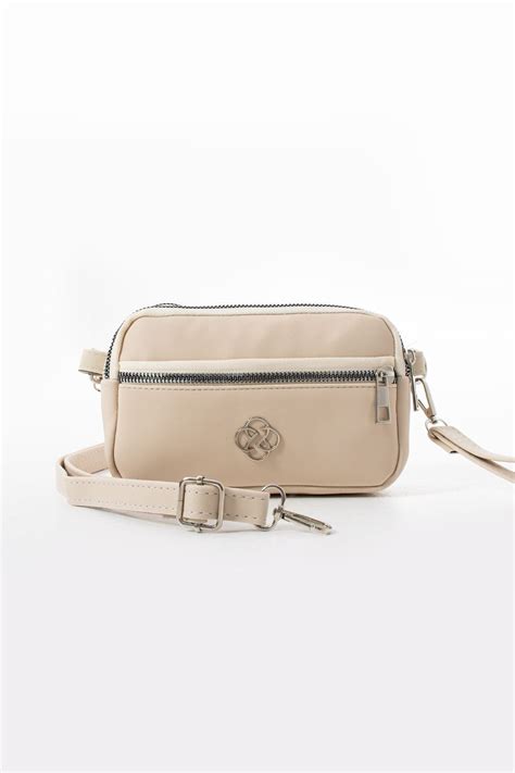 Rosmod Кремава дамска мини чанта за рамо с три джоба Trendyol