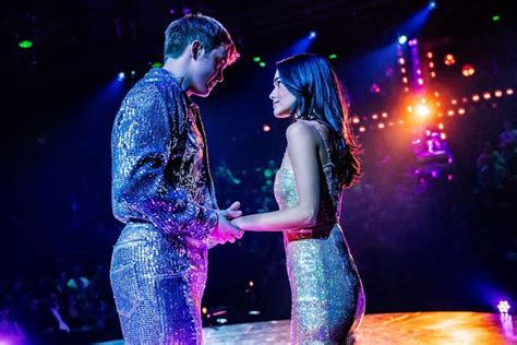 Por Que Todos Estão Falando Sobre Romeu Julieta Da Broadway