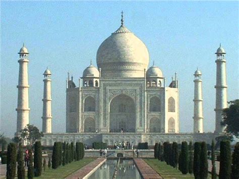 Estas são as razões pelas quais o Taj Mahal muda de cor várias vezes