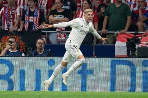 レアルマドリード バルベルデ ウェア サッカーフットサル スポーツ・レジャー クーポン販売中
