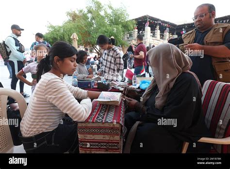 Promenez Vous Le Long Du Marché Souq Waqif Est Une Activité Très