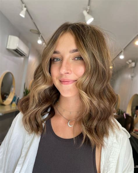 California Brunette Is The Latest Hair Color Trend Glossnglitters