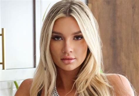 Alexa Collins Shows Off Perfect Curves While Rocking Diamonds With Her