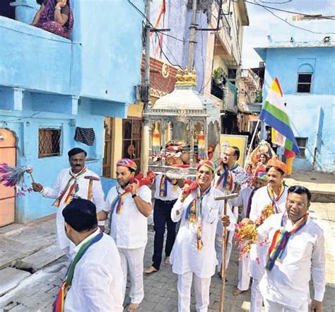 Jain Community Celebrated Mahavir Jayanti With Great Pomp And Show