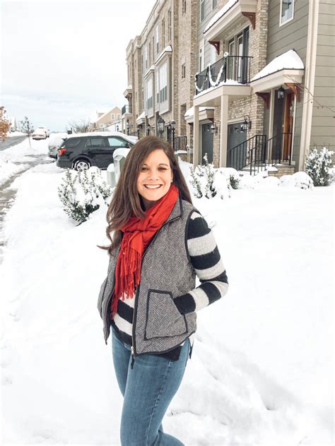 10 Fashion Forward Ways To Wear A Classic Puffer Vest In 2023 Be So You