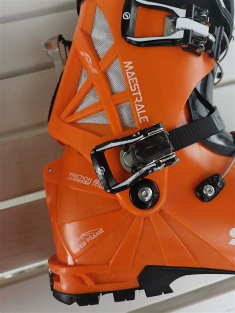 Turni Pancerji Scarpa Maestrale