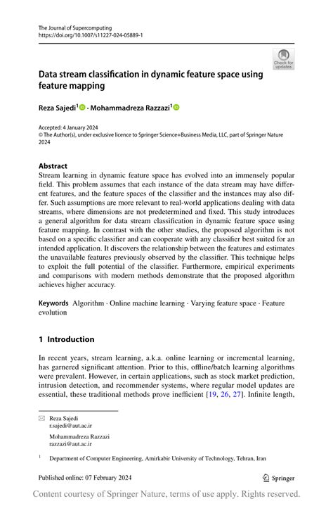 data stream classification in dynamic feature space using feature mapping