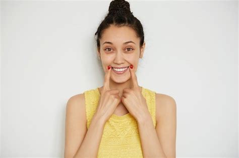 8 Best Face Cream For Glowing Skin