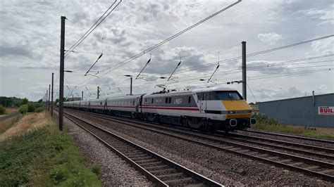 Intercity Lner Livery Class 91 91101 Flying Scotsman 070922