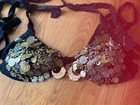 Guidelines For Belly Dance Coin Bras And Bustiers And The Differences