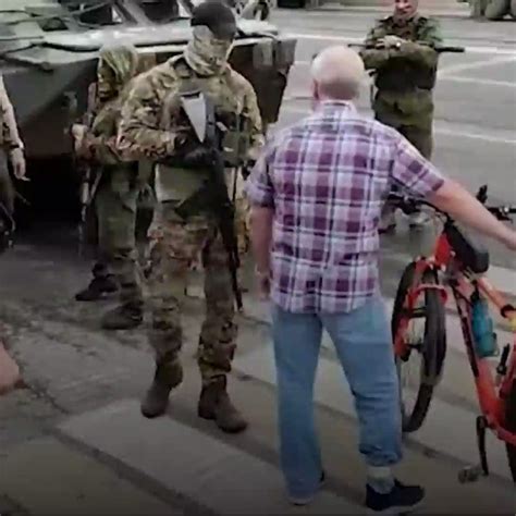 EHA MEDYA on Twitter Rus vatandaş Wagner askerlerini azarladı Siz