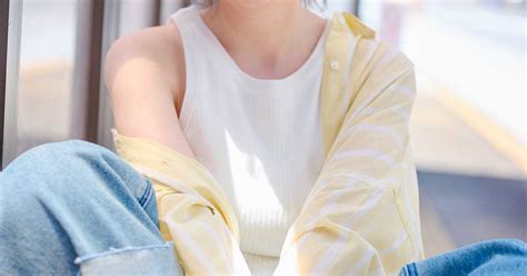 鬼頭明里、初のランジェリー姿披露 アニバーサリーフォトブック先行カット サンスポ