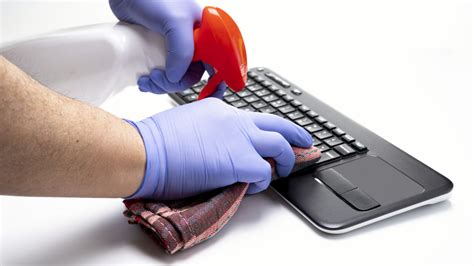 The Safest Way To Clean Oily Keyboard