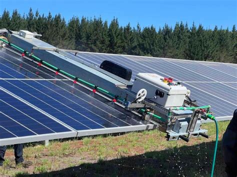 La Limpieza De Paneles Solares