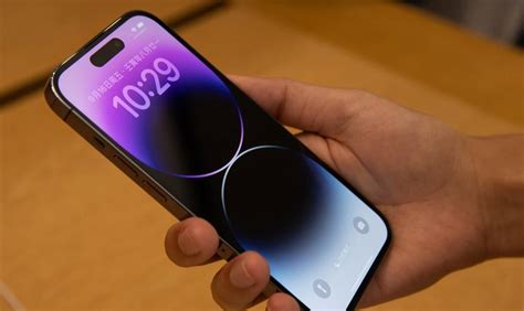 苹果警告iphone充电切勿置于枕头或毯子下，防范火灾风险 科技讯