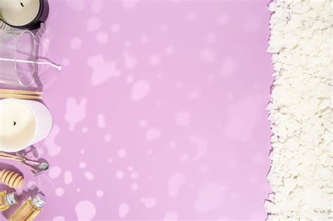 수제 천연 친환경 콩 왁스 양초 심지 향수 아로마 오일을 위해 세트 촛불 만들기기구 트렌디 한 Diy 양초가 분홍색 배경에