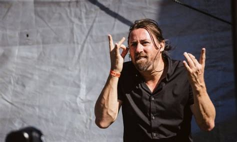 Sally Strobridge Auslan Stage Left