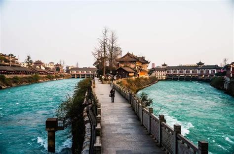 都江堰领会历史给我们带来了丰功伟绩 成都旅游攻略 游记 去哪儿攻略