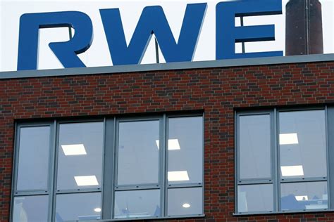 German Utilities Rwe And Uniper Close To Long Term Lng Deals With Qatar