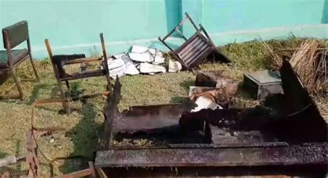अज्ञात समूहद्वारा विद्यालयमा आगजनी
