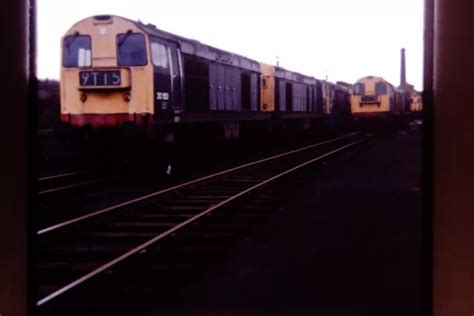 1975 British Rail Br Diesel Loco 20150 And Class 20s Railway Slide Ref