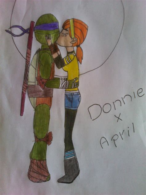 Tmnt 2012 Donnie And April Kiss By Marytmnt On Deviantart