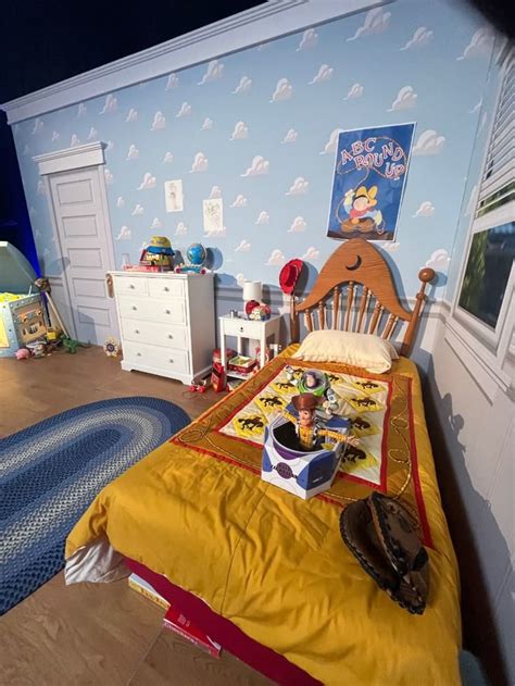 Andys Room At Pixar Place Hotel Disney Bedroom Ideas Pixar Room