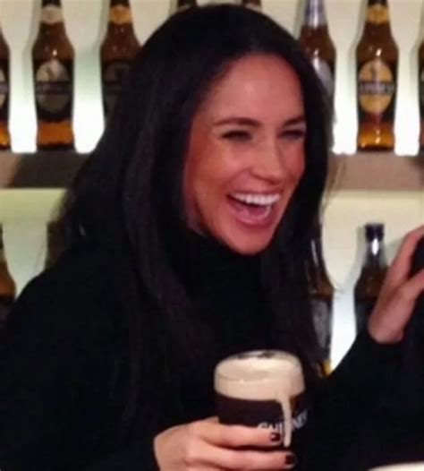 Meghan Markles Throwback Sorority Picture Shows Fresh Faced 21 Year