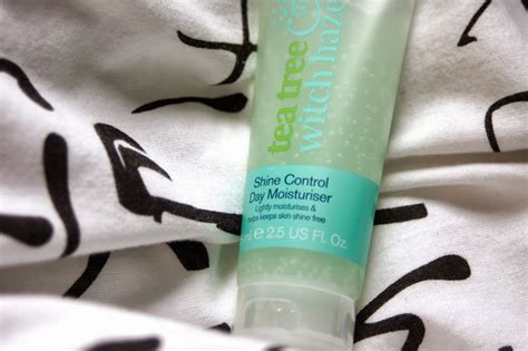 Shine Control Day Moisturiser Lazy Thoughts