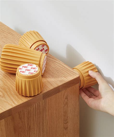 침대 흔들림 소음방지 받침대 가구수평 높이조절 고정패드