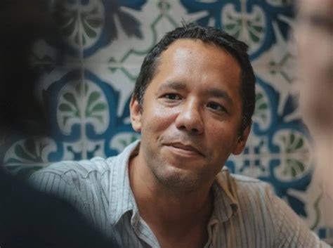 Best Seller Do Escritor Itamar Vieira Junior Torto Arado Vai Virar