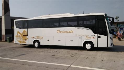 Sewa Bus Pariwisata Jogja Cikarang By PasaTrans