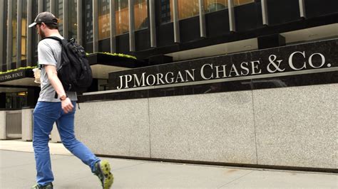 Jpmorgan Analysts Say Spot Bitcoin Etf Approval Is ‘unlikely To Be A