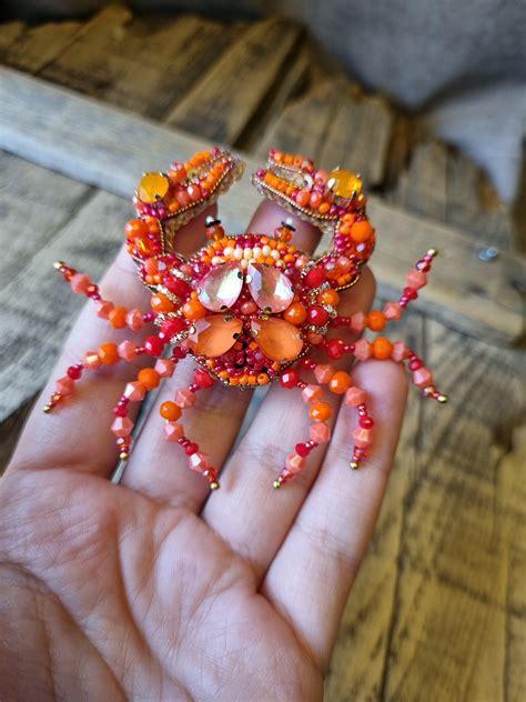 Handmade Crab Brooch Beaded Crab Pin Cancer Jewelry Summer Etsy