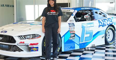 Nascar Race Mom Hailie Deegan Signs Xfinity Deal