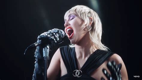 Miley Cyrus Hará Parte Del Super Bowl De Este Año