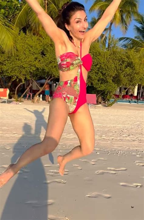 Soha Ali Khan Beach Bum