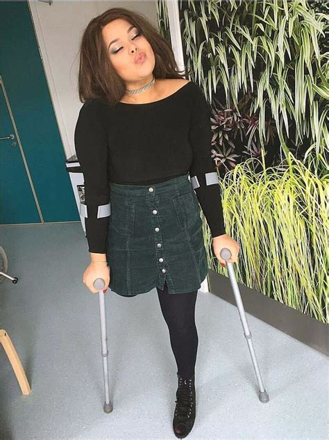 Outfits With Leg Cast Outfits With Crutches Leg Cast Outfit Ideas
