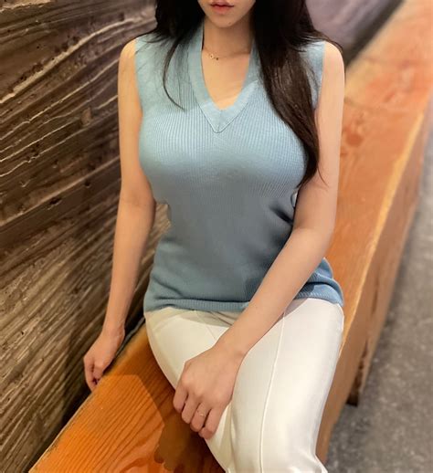 추천 고퀄 골지 브이넥 민소매 3color 에이블리